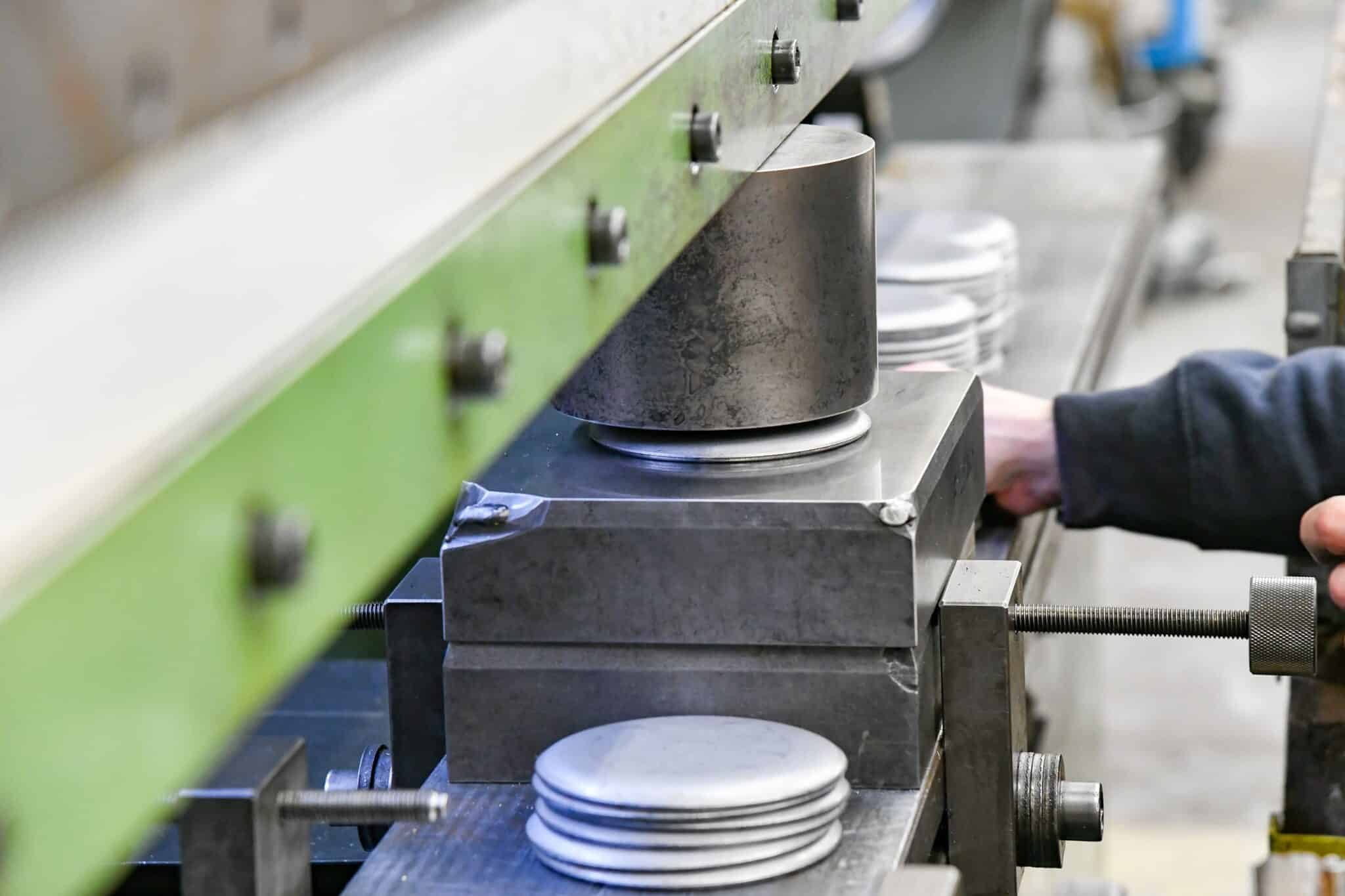 High-volume stamping with customized presses - BWM